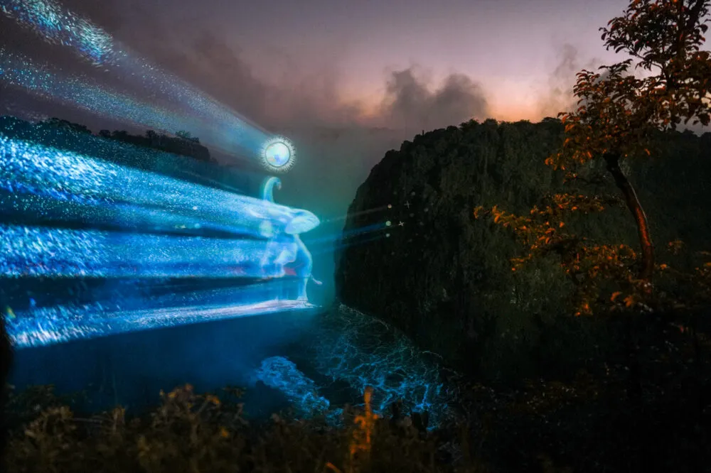 Spectacular visual show lights up Vic Falls | Southern & East African ...